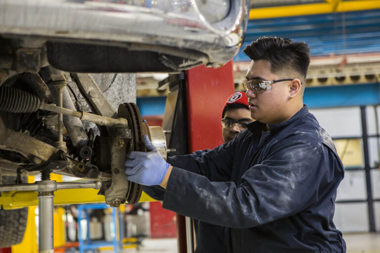 Automotive Technician : RRC Polytech: Program Explorer