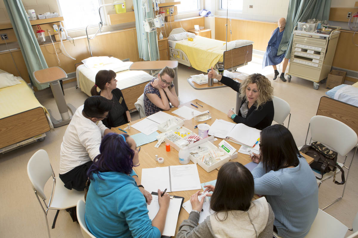 Health Care Aide and Health Unit Clerk (International) : RRC Polytech: Program Explorer