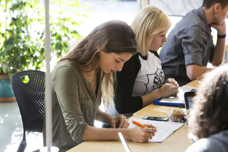 Transportation, Logistics and Supply Chain Management : RRC Polytech: Program Explorer