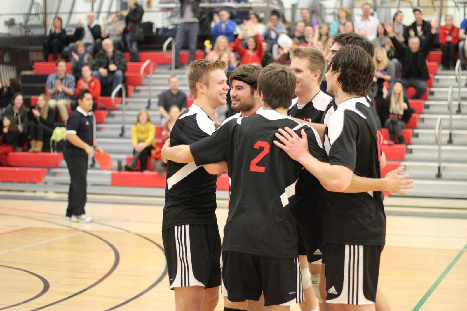RRC Men's Volleyball Team wins Gold; Women's Team wins Silver at MCAC ...