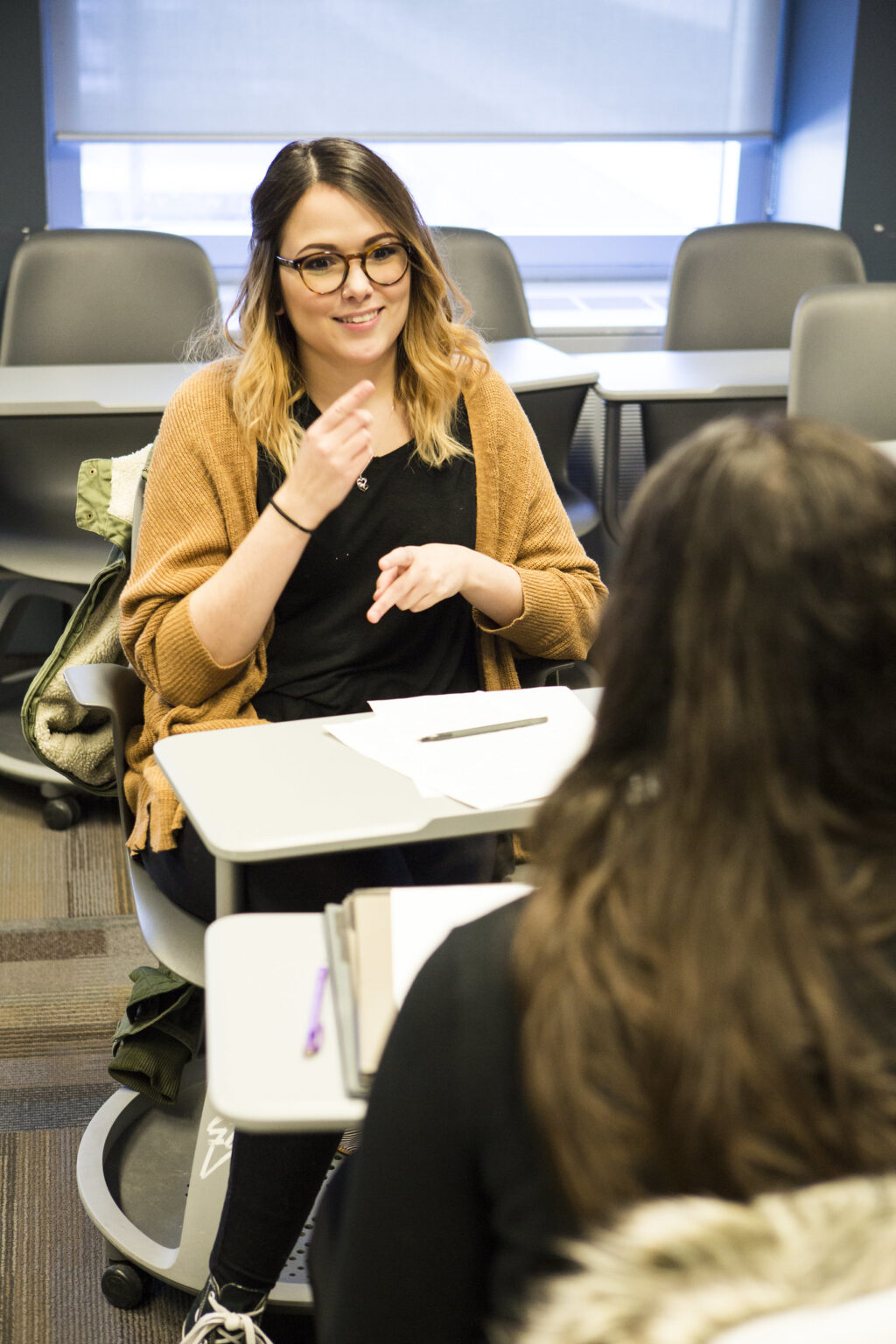 American Sign Language Courses : RRC Polytech: Part-time and Online ...