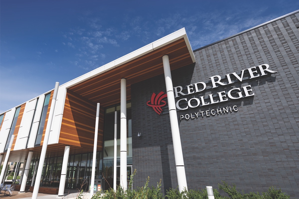 Campus Tours for New Students : RRC Polytech: Future Student Events