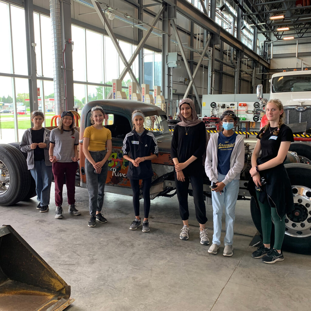 Youth Camps : RRC Polytech: Youth Initiatives